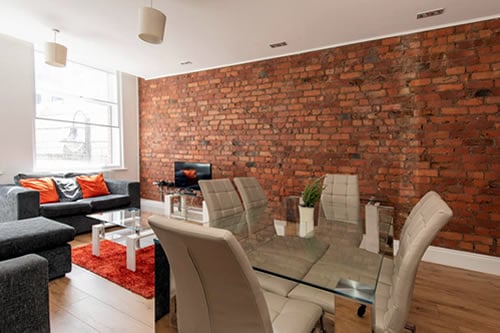 Manchester Rubber Weekend 2021 Hunderte von Gummi-Jungs