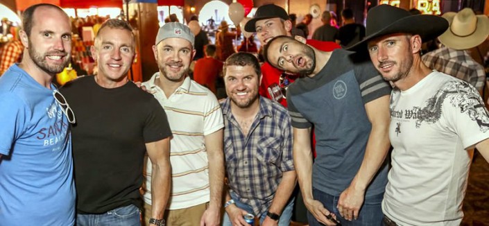 Arizona Gay Rodeo Phoenix 2026 Denk hete cowboys